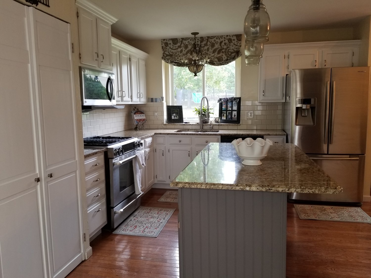 Cabinet Painting | Fresh Faced Cabinets in St. Louis